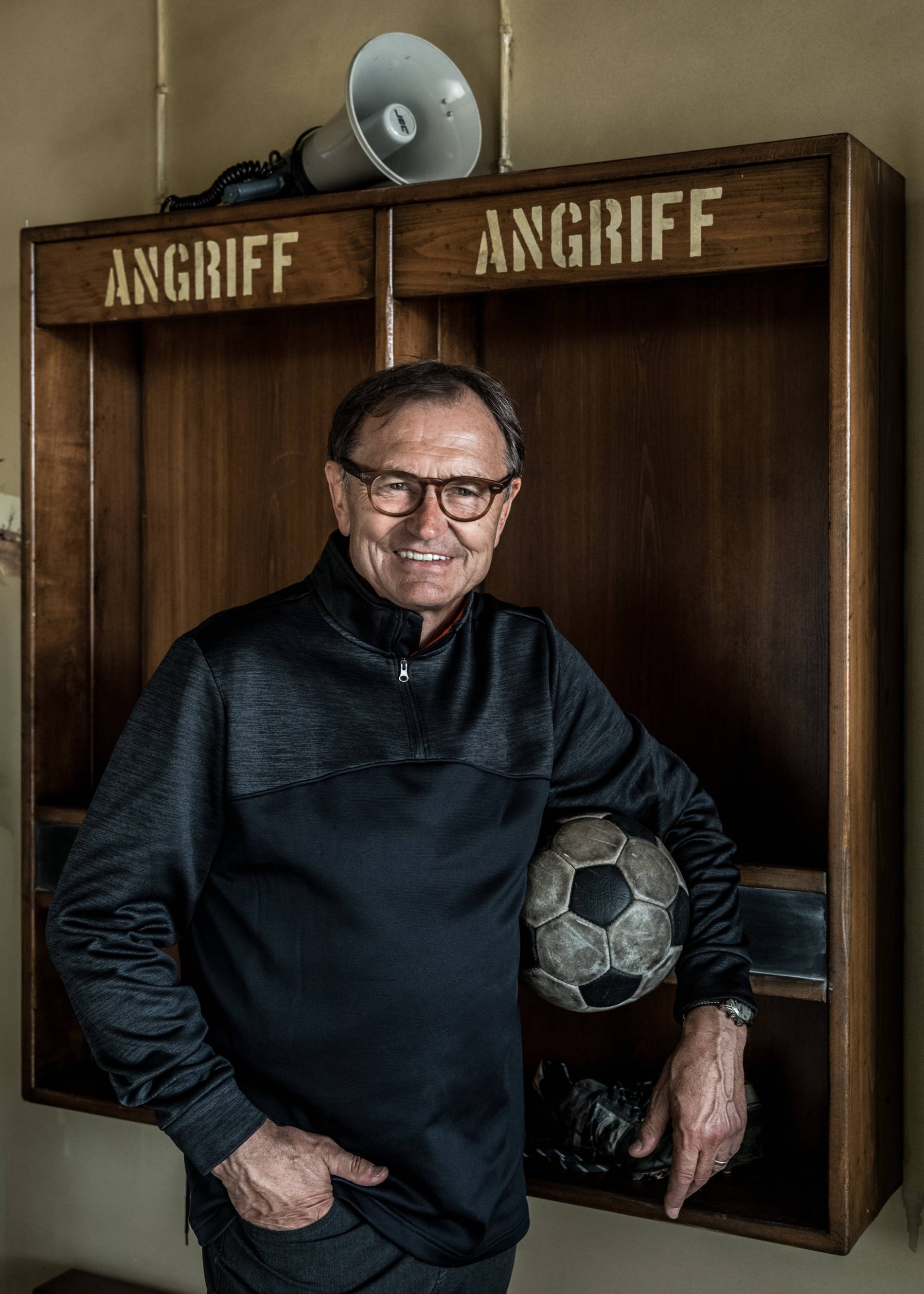 Ewald Lienen zum Talk in der NEW Box