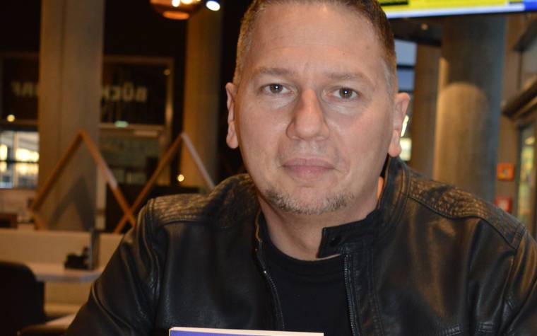 Neues Buch von Dirk Dillenberger: Uwe hat's gesehn!